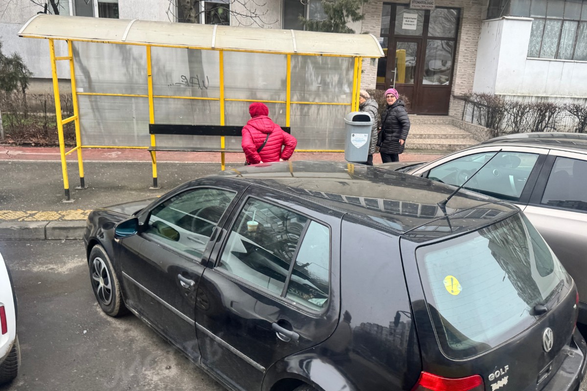 Imagini cu “noile locuri de parcare” din stația de autobuz Rulmenți ...